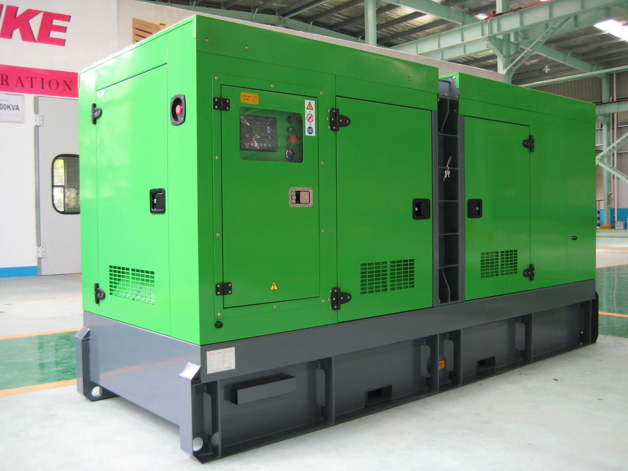 China Cummins Engine 200kw Diesel Power Generator - China Generator ...