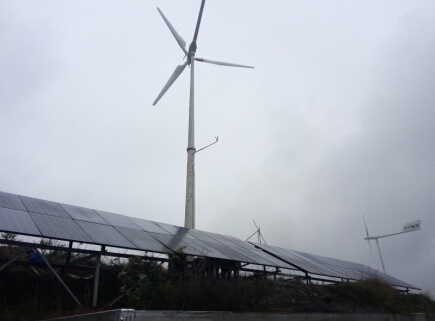 Windmills with Star-up at 2m/S Wind Speed - China Generator Products ...